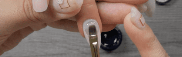 What is a Structured Gel Manicure | 3 Defining Characteristics - Paola ...